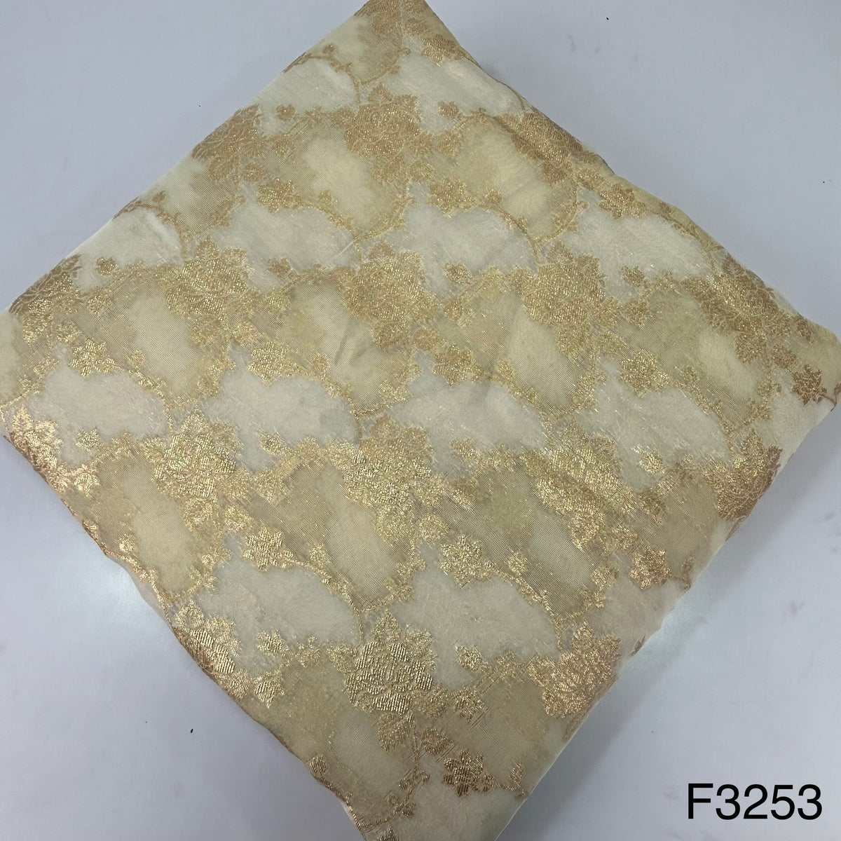 Dyeable Zari Tissue Fabric-F3253 – Fabricroot